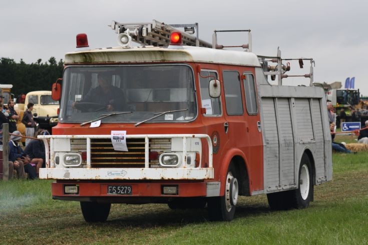 Fire Engines Photos - New Zealand ERF - FS5279