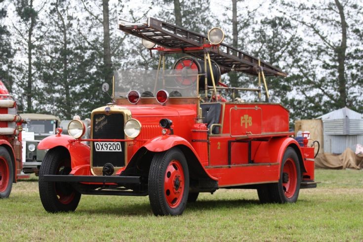 Fire Engines Photos - New Zealand Bedford - OX9200