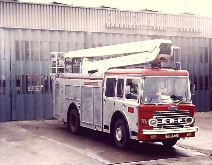 Fire Engines Photos - EKB42L ERF/HCB-A PHP SS50 Liverpool