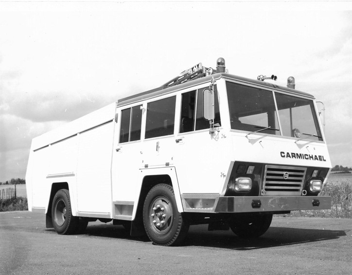 Fire Engines Photos - S&D Carmichael WrL demo later RAB498P