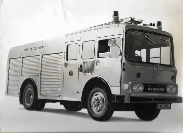 Fire Engines Photos - YVC355L Bedford HCBA WrT Coventry