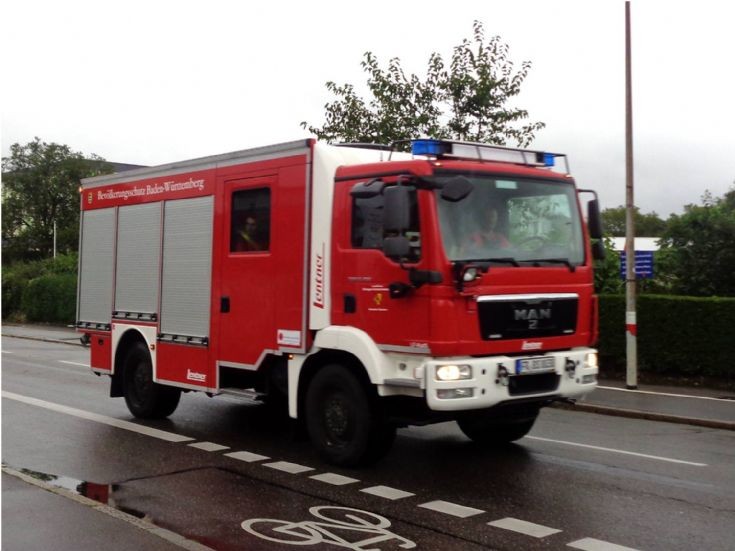 Fire Engines Photos - MAN-Lentner Pumper Baden-Wuerttemberg Civil Defens