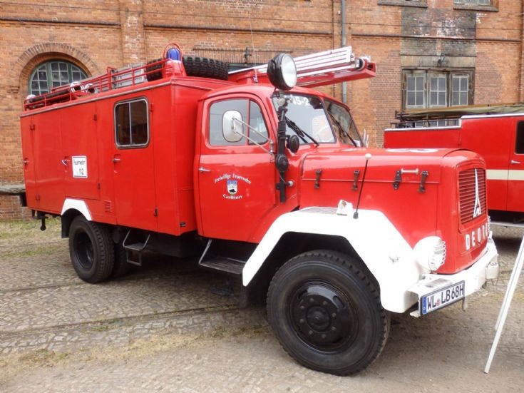 Fire Engines Photos - Magirus Deutz - LF 16-TS Pump