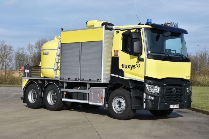 Fire Engines Photos - Dry chemical Fire Technics/Renault