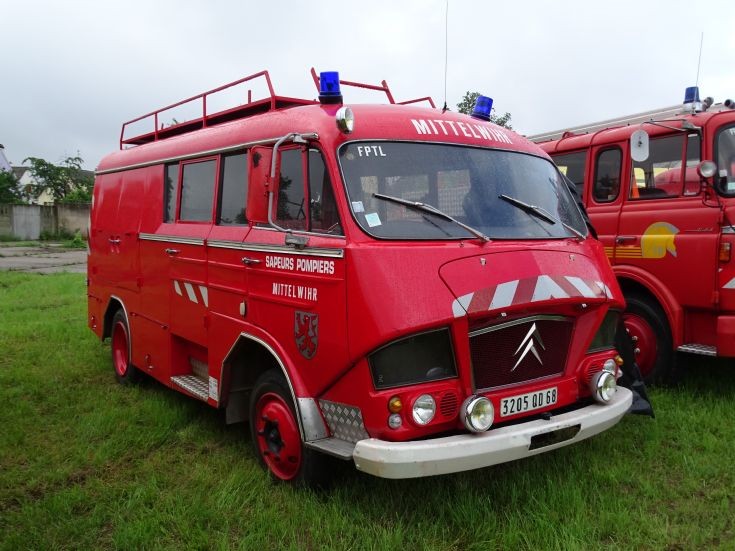 Fire Engines Photos - Citroen-Gruau FI Fourgon Incendie