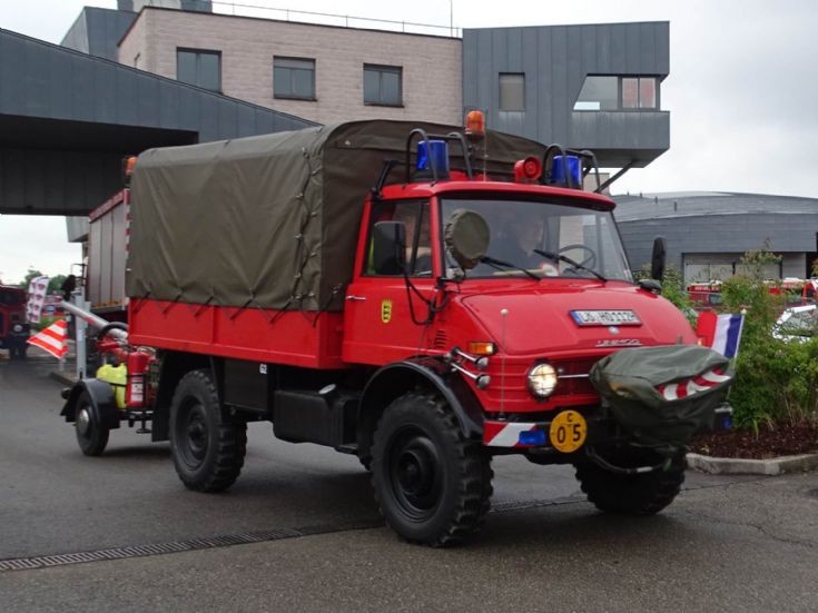 Fire Engines Photos - MB Unimog - Support Truck