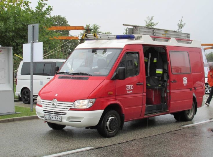 Mercedes-Benz Sprinter