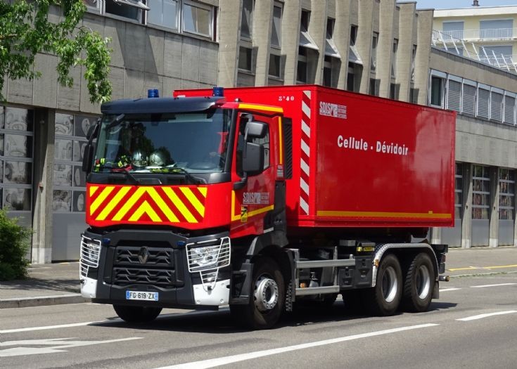 Fire Engines Photos - Renault Prime Mover