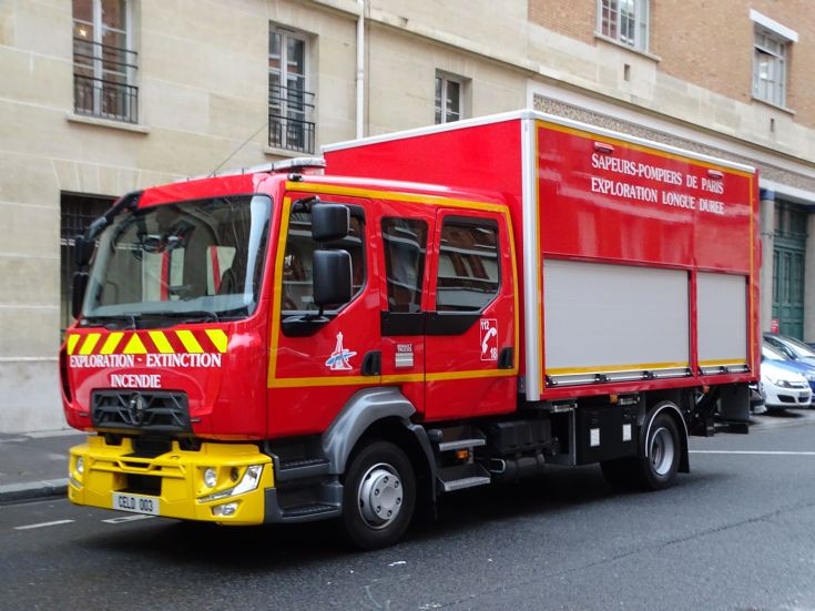 Fire Engines Photos - Renault - Special rescue support