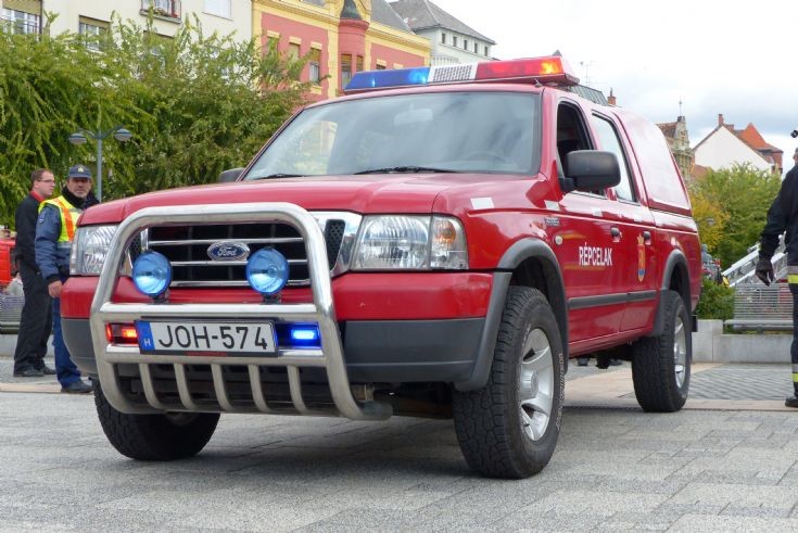 Fire Engines Photos - Ford Ranger