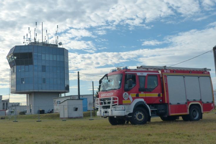 Fire Engines Photos - Rába R16 Heros Aquadux-X 4000