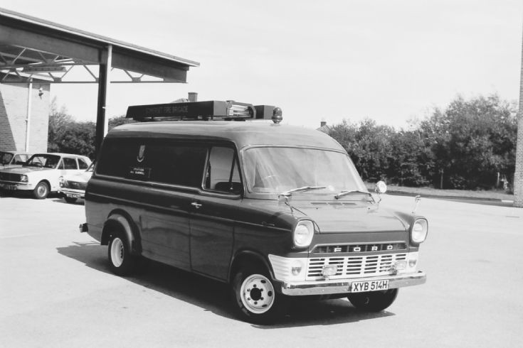 Fire Engines Photos - Ford Transit HRT XYB514H