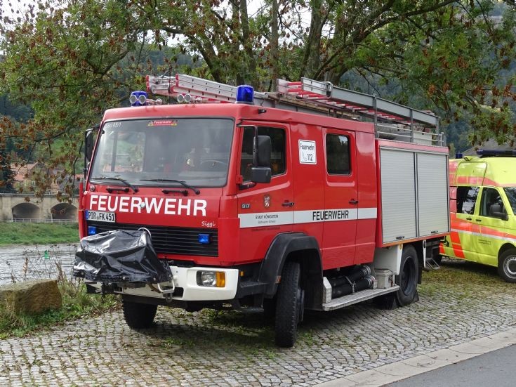 Fire Engines Photos - MB Lentner LF 16-TS Pump