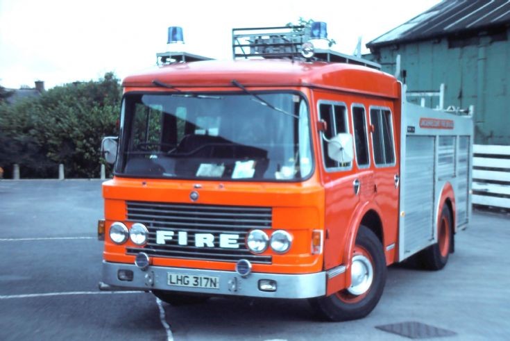 Fire Engines Photos - LHG317N ERF/ERF WrL Lancashire