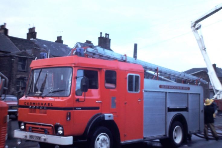 Fire Engines Photos - Dodge G13/Carmichael WrL GMC NBU718W