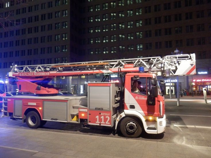 Fire Engines Photos - Iveco-Magirus TTL30