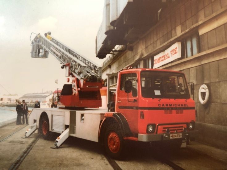 Fire Engines Photos - Dodge G16 Carmichael Magirus TL Lancs