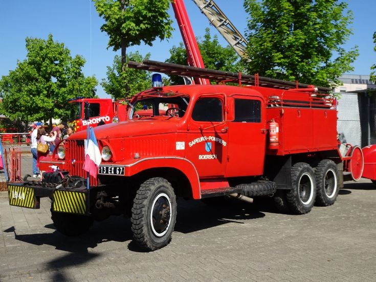 Fire Engines Photos - GMC Forest & Rural Water Tanker
