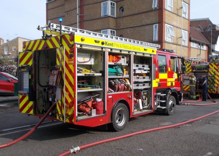 Fire Engines Photos - IVECO Pump RX66EKF