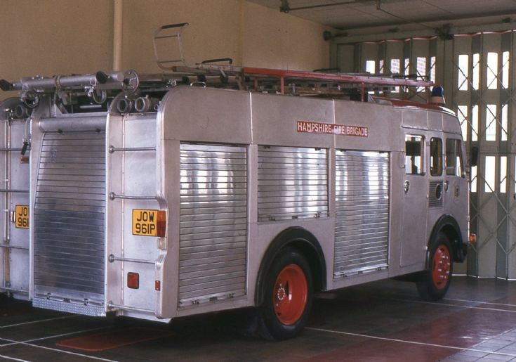 Fire Engines Photos - Bedford TKEL/HCBA WrL