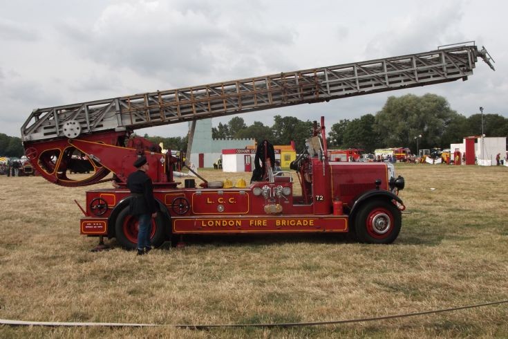 Fire Engines Photos - 1937 Leyland/Metz TL DGJ309 ex London Fire Brigade