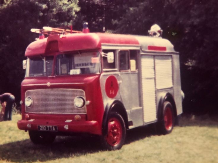 Fire Engines Photos - 210TTA Bedford J5/HCB WrT Plymouth