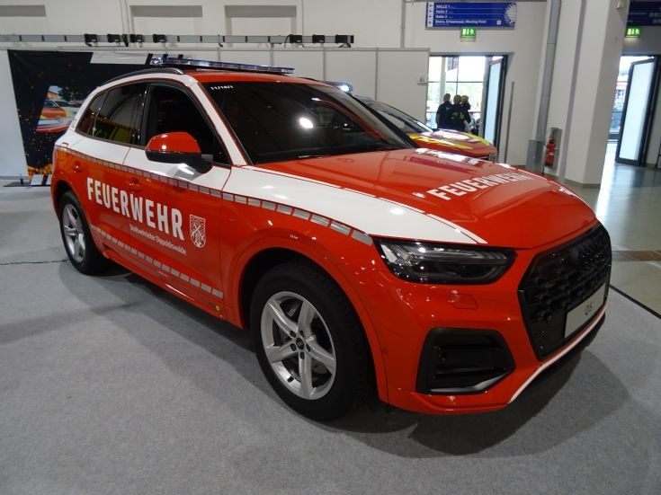 Fire Engines Photos - Audi - Commanding Officer Car