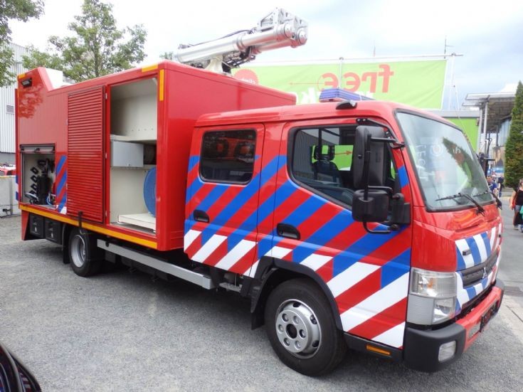 Fire Engines Photos - Mitsubishi - IFEX High Pressure Foam Unit
