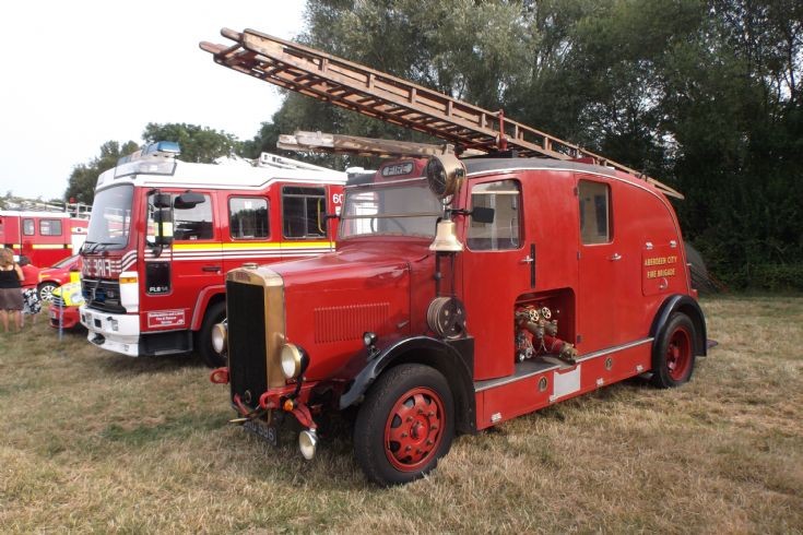 Fire Engines Photos - Leyland Cub FK9A BRG586 ex Aberdeen