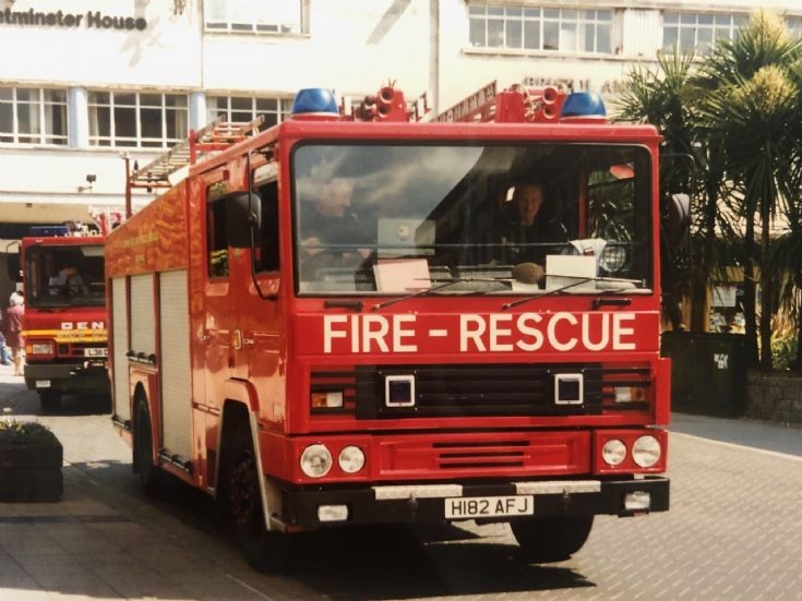 Fire Engines Photos - H182AFJ Dennis RS MultiPurpose Devon