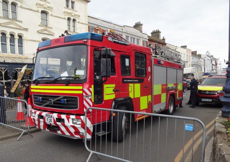 Fire Engines Photos - Volvo FL6 PO54FJX North Wales Fire and Rescue