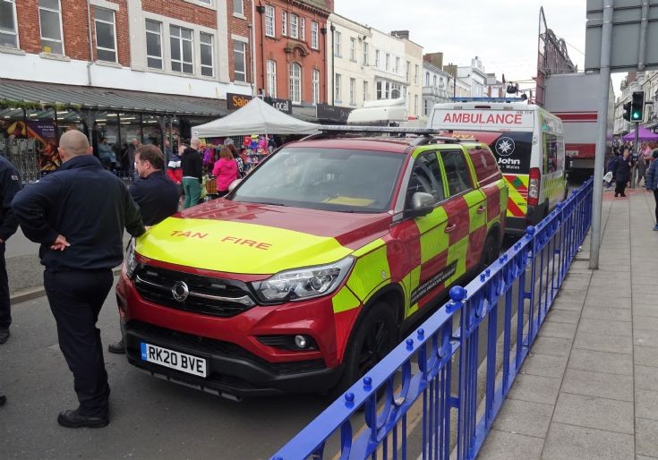 Fire Engines Photos - Ssangyong Musso Saracen North Wales Fire Rescue