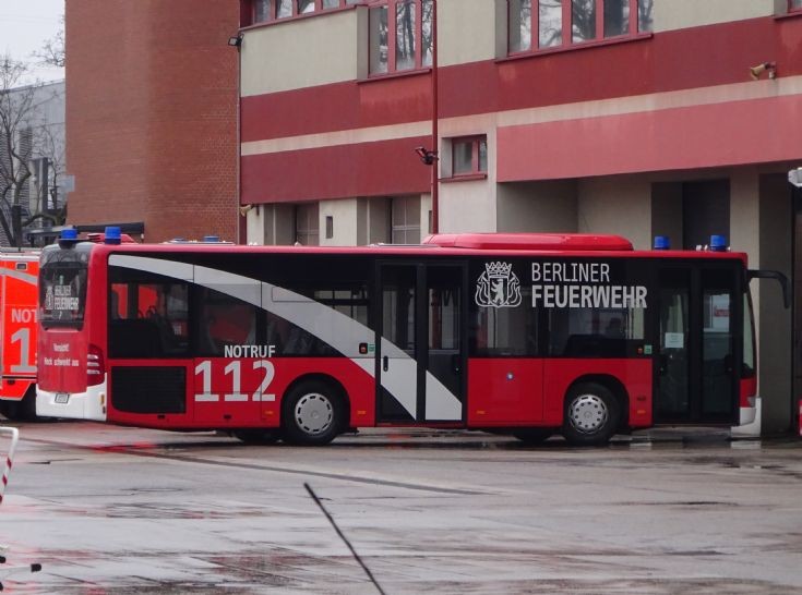 Fire Engines Photos - MB-Evacuation bus