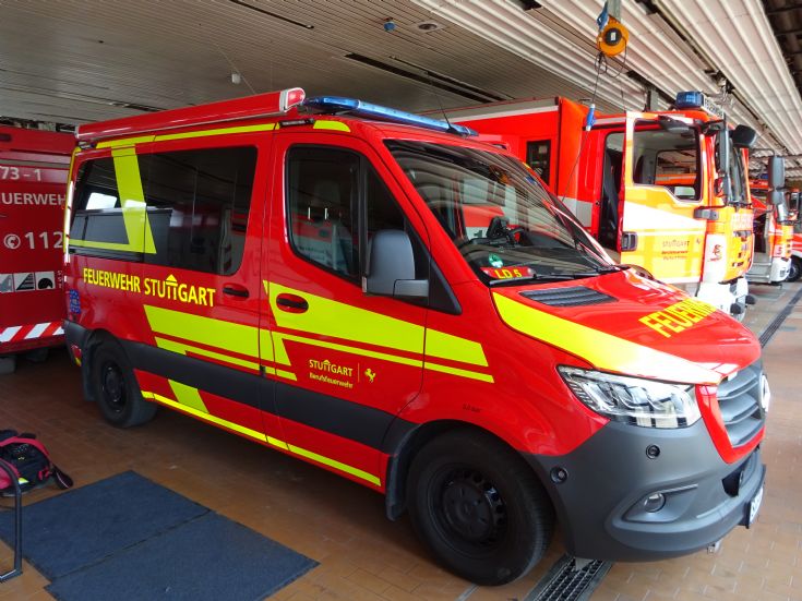 Mercedes - ELW1-5 Command Van