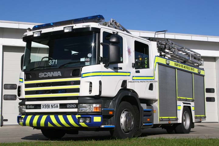 Elgin Fire station Grampian Scania WRL X991 NSA