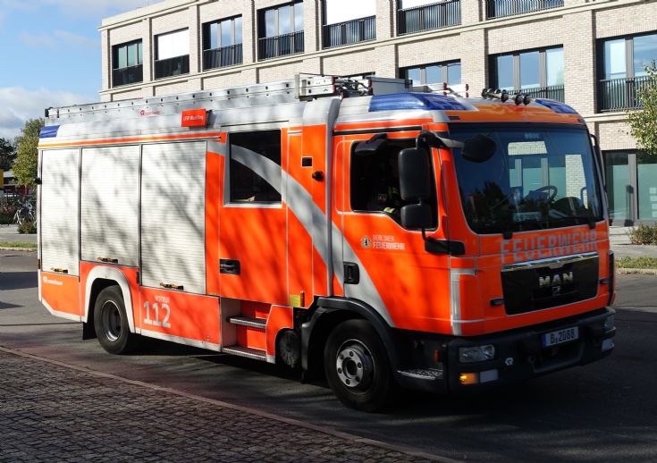 MAN-Rosenbauer LHF 20/12 Rescue Pump