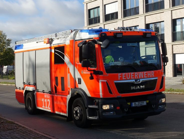 MAN-Rosenbauer LHF 20/12 Rescue-Pump