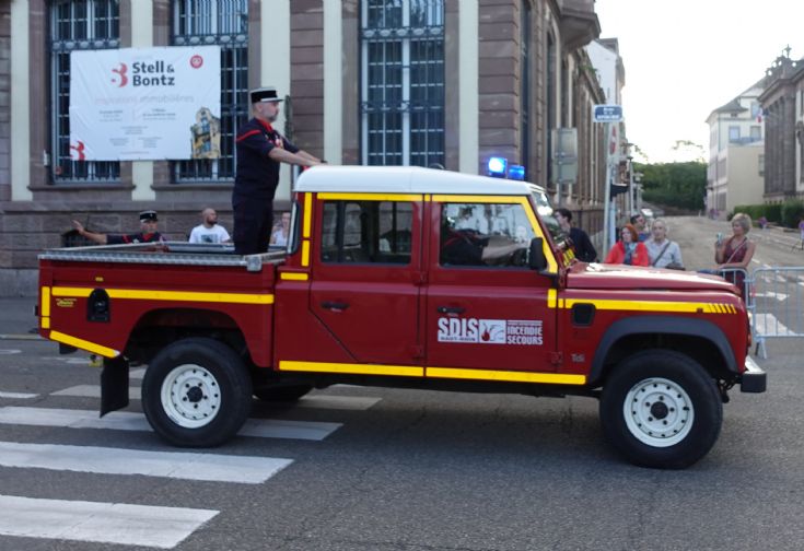 Land Rover – Off road all purpose vehicle