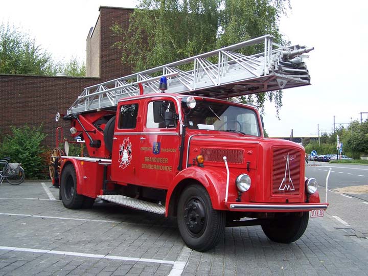 Fire Engines Photos - Brandweer Dendermonde Magirus Ladder