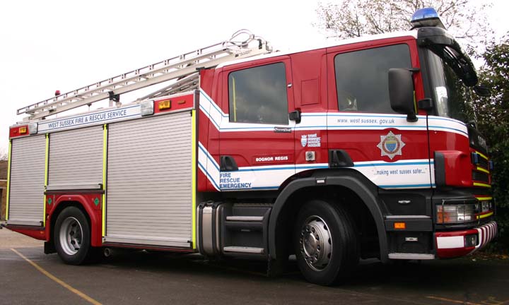 Fire Engines Photos - West Sussex FRS Scania WrL