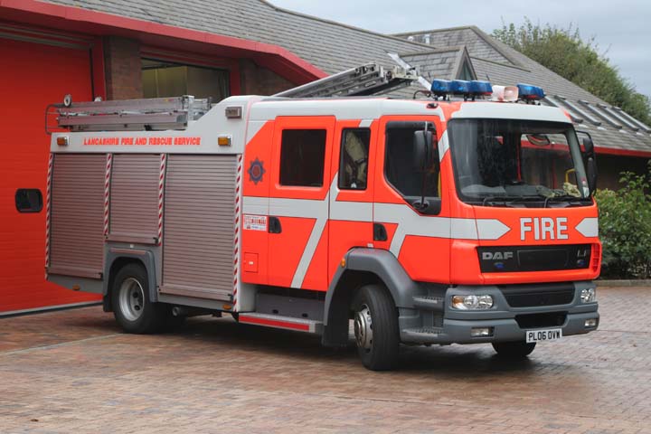 Fire Engines Photos - Lancashire Fire & Rescue Service DAF LF Blackpool