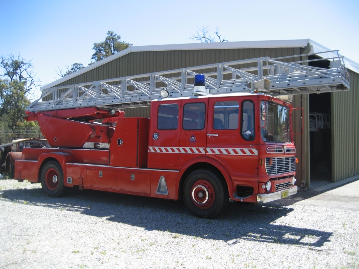 Fire Engines Photos - AEC TGM Merryweather 100ft TTL 1976