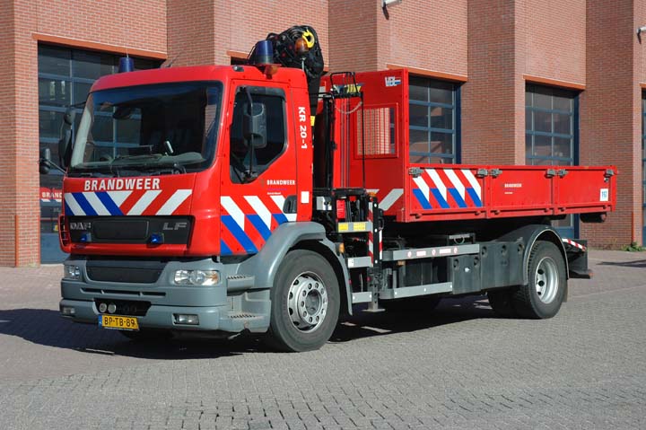 Fire Engines Photos - Brandweer Rotterdam DAF LF Prime mover