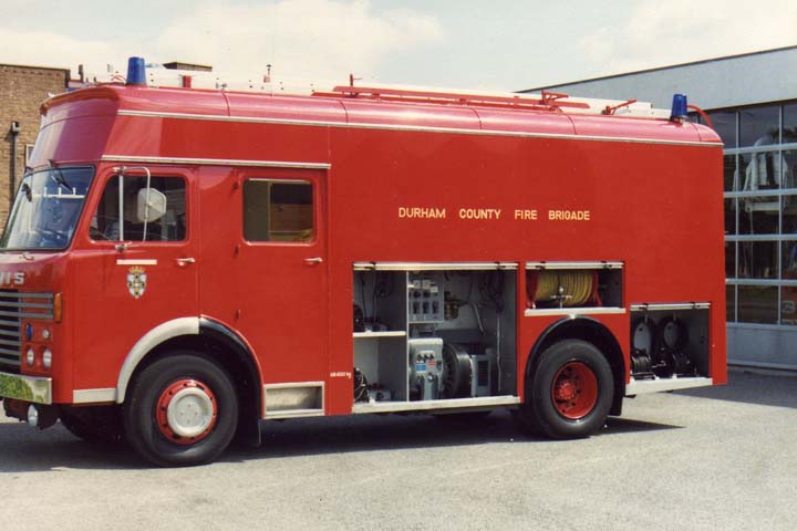Fire Engines Photos - Durham County Dennis ET