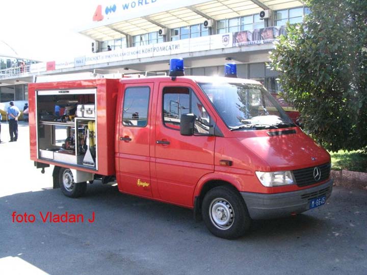 Fire Engines Photos - Fire brigade Belgrade Mercedes Benz Sprinter