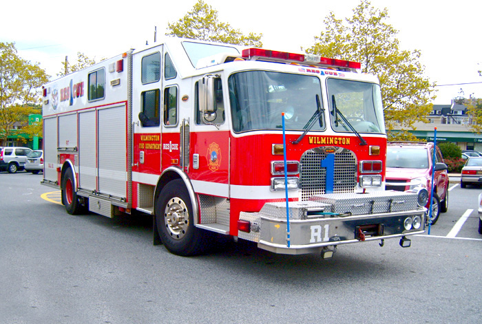 Fire Engines Photos - KME Heavy Duty Rescue Wilmington Fire Department