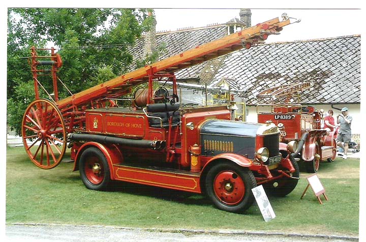 Fire Engines Photos - 1928 Dennis Pump Escape.Hove Borough