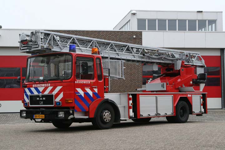 Fire Engines Photos - Brandweer Papendrecht MAN Turntable ladder