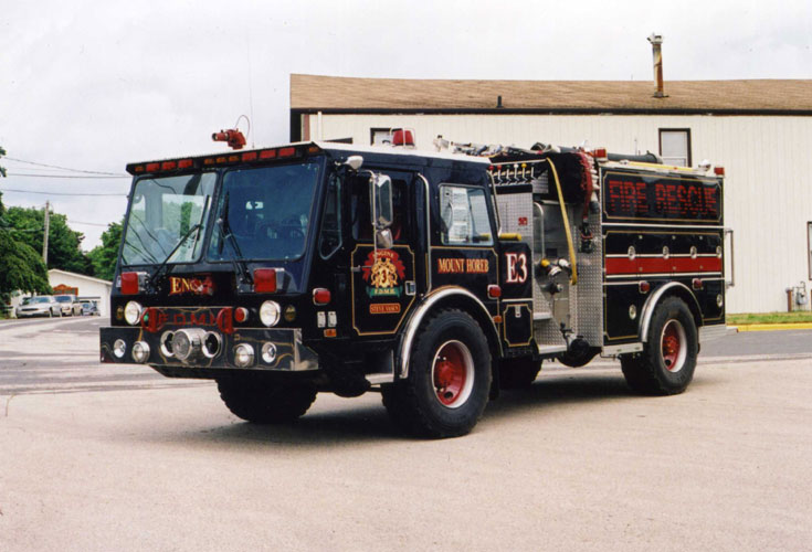 Fire Engines Photos - Mount Horeb Volunteer FD Engine 3