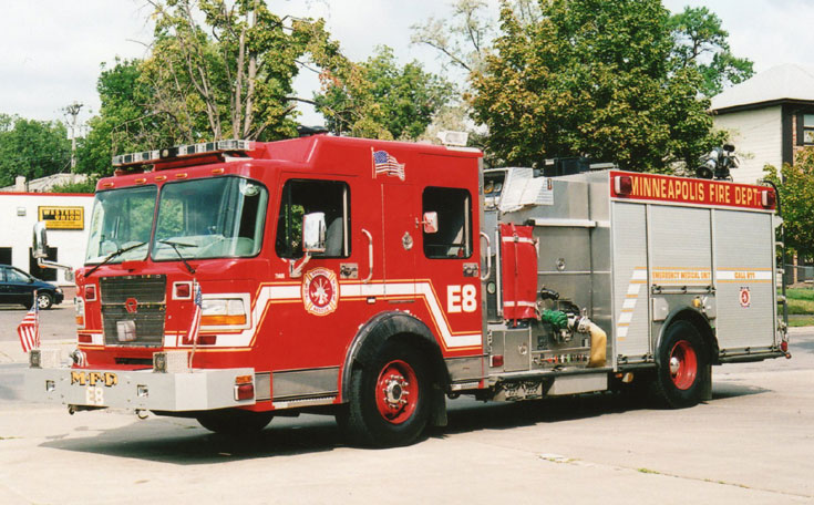 Fire Engines Photos - Minneapolis Spartan / General Fire Truck